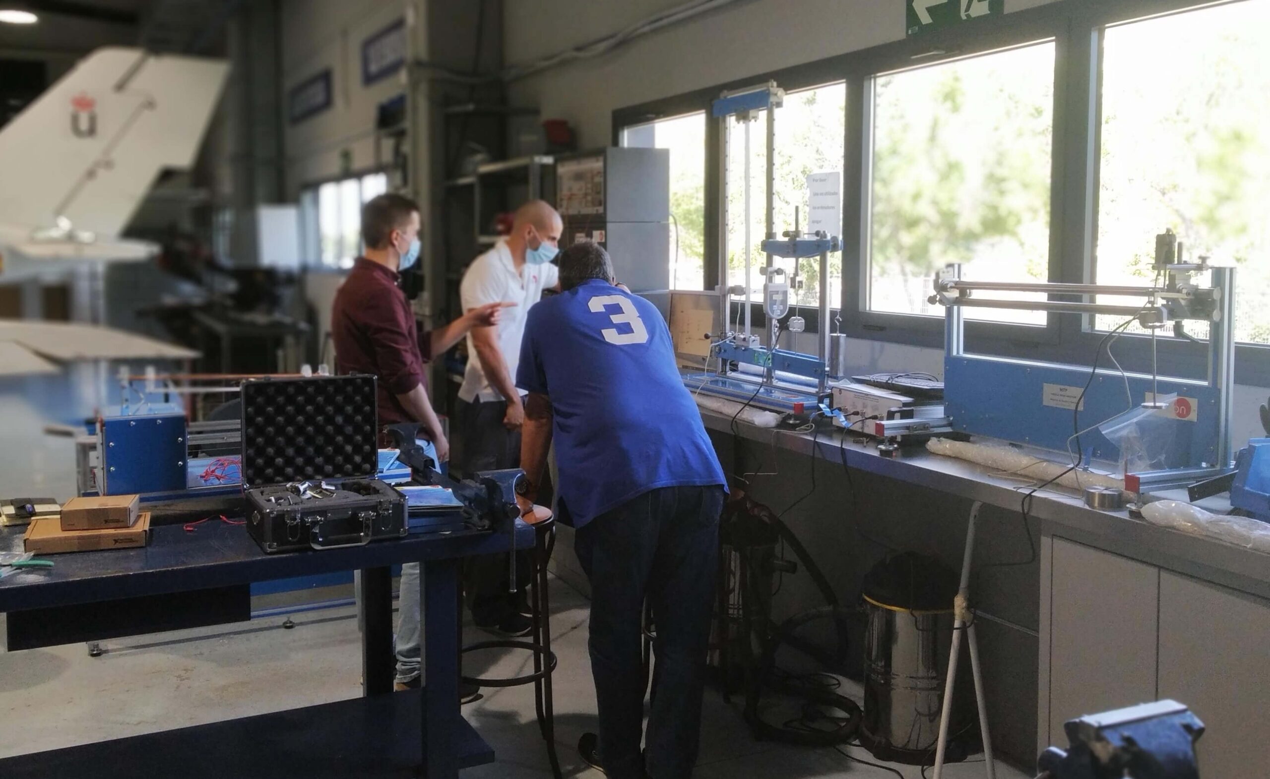 Setting up at Escuela Técnica Superior De Ingenieros De ...
